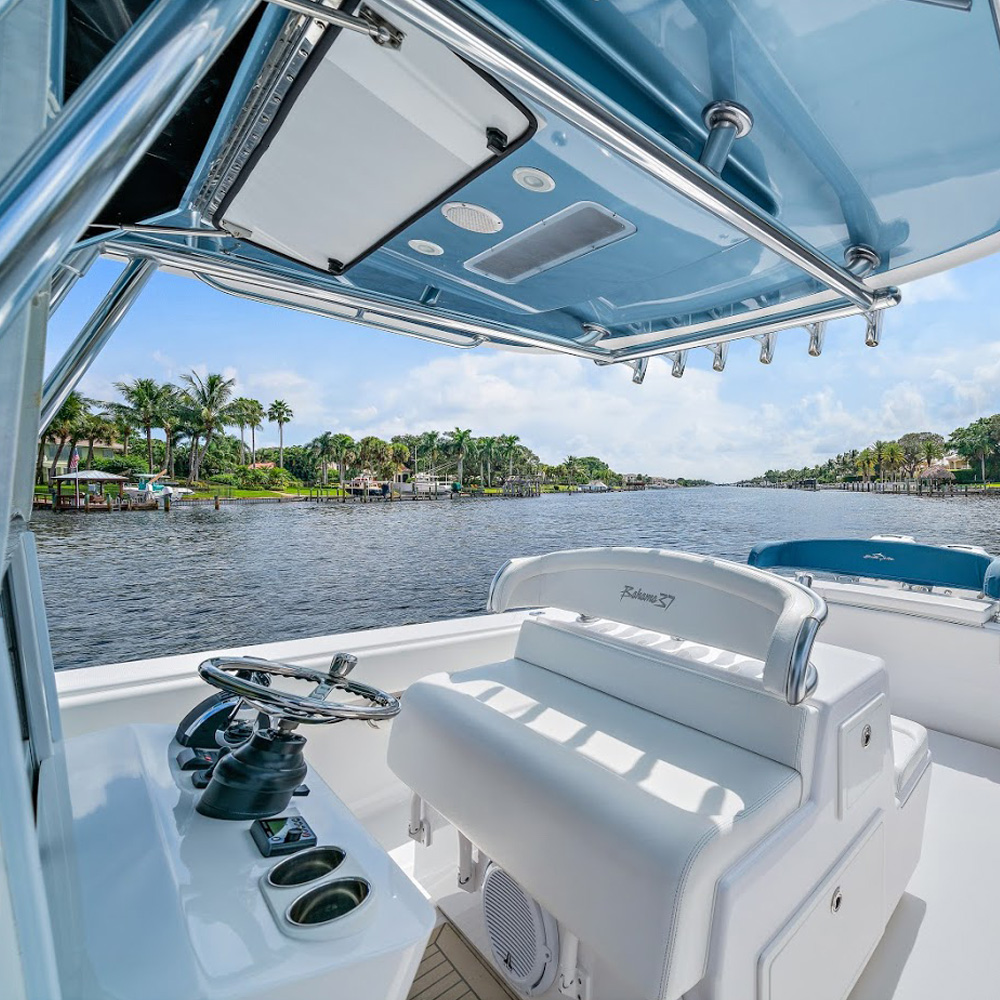 How to Prepare Your Center Console for Sale - MacGregor Outboard Division
