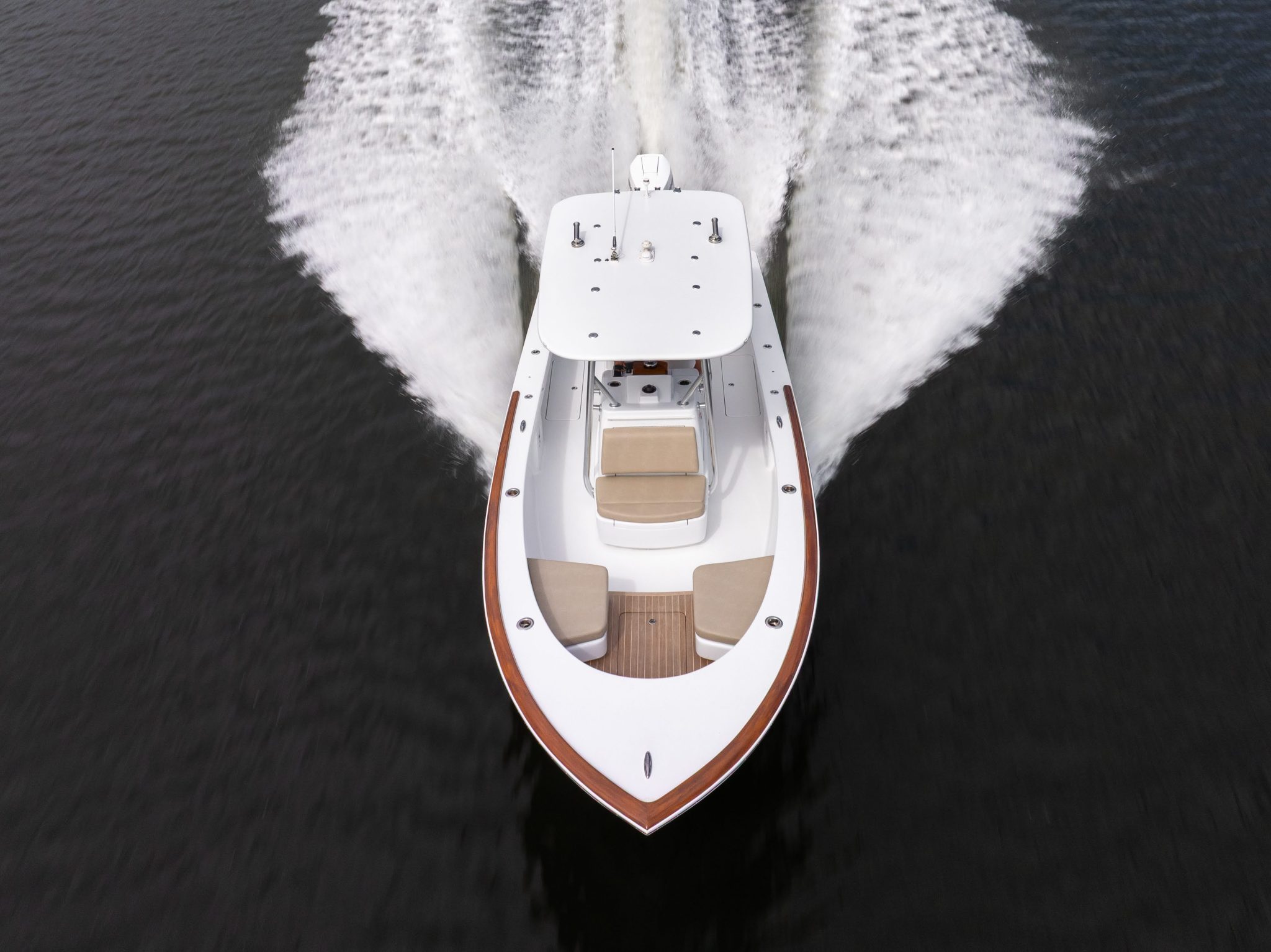 MacGregor Outboard Division - New & Used Center Consoles and Outboards